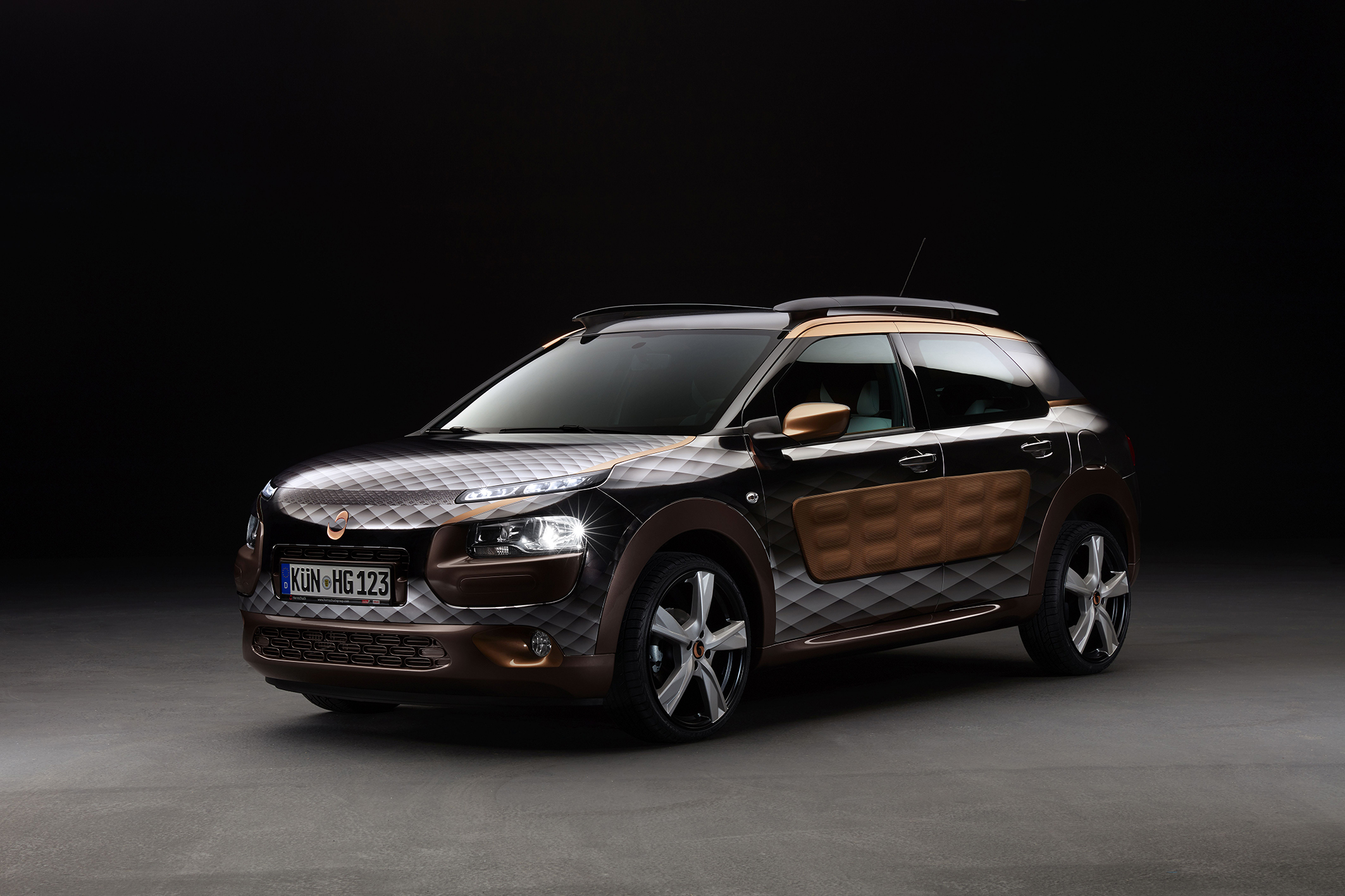 Concept Car from Continental Demonstrates Creative Versatility of ...