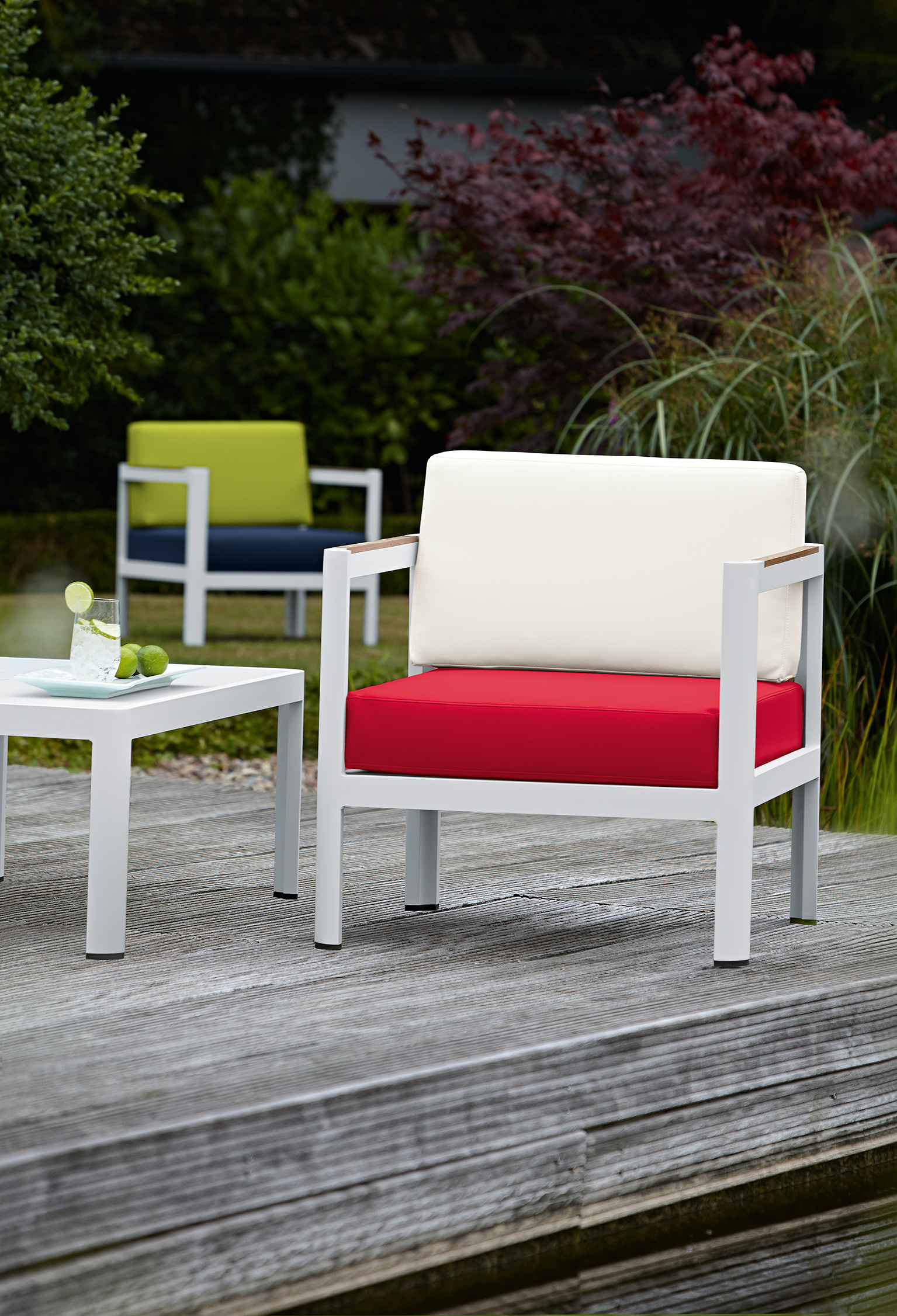 Upholstered Surfaces for Urban Environments: Digital, Individual ...